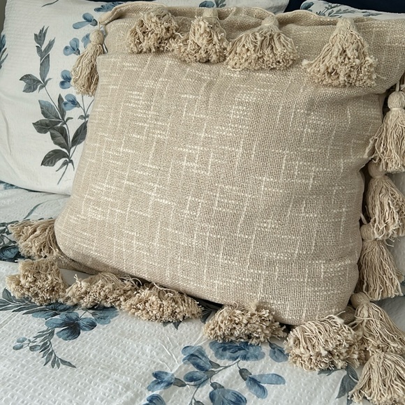 Hobby Lobby | Accents | New Hobby Lobby Merchant 4 2x20 In Pillow Cover ...